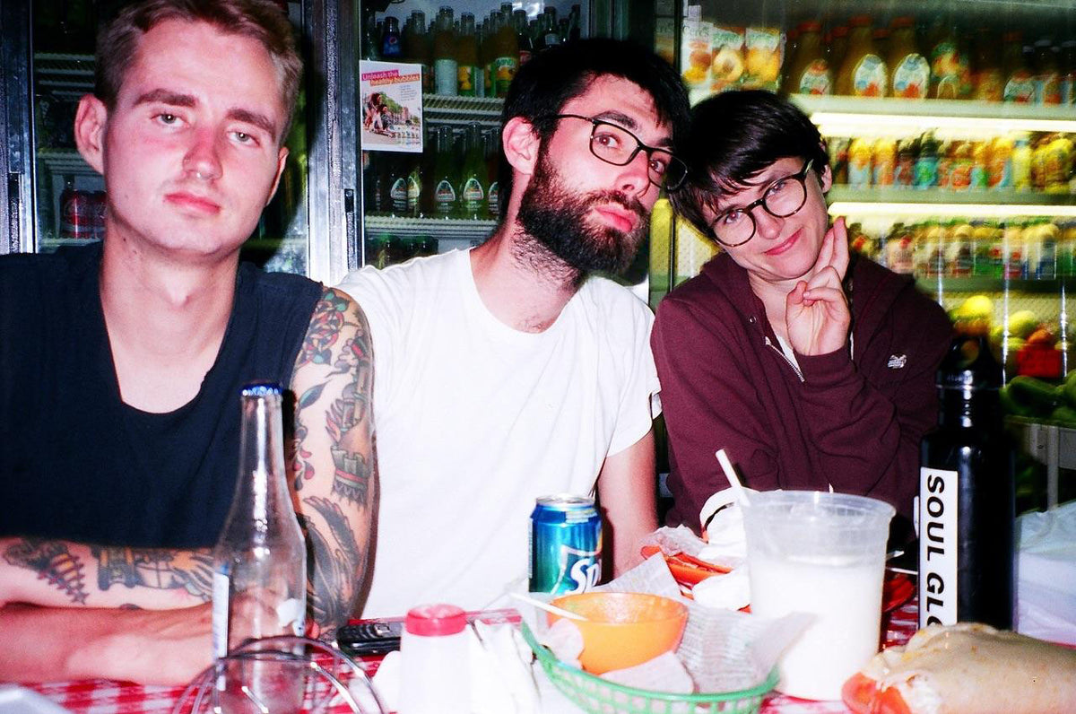 Closer Merch – Lauren Records